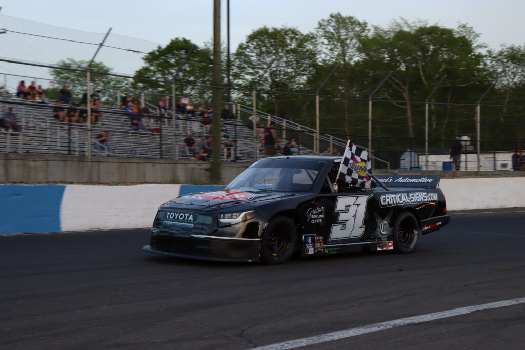 Tim Jordan Shows Muscle in SK Modified® Throwdown; Andrew Molleur on ...